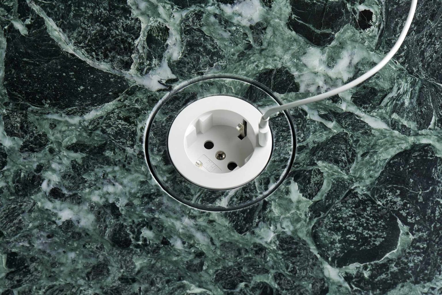 PLH ® Italia - Italian Design Plates and Switches